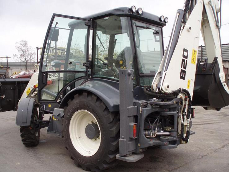 Экскаватор-погрузчик Terex 820 аренда строительной техники в Санкт ...