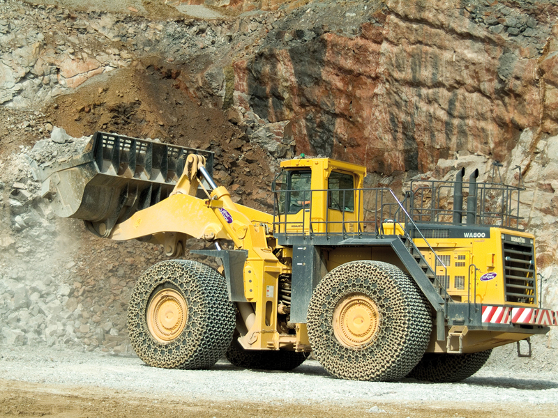 Фронтальный погрузчик Komatsu WA800-3 аренда строительной техники в ...