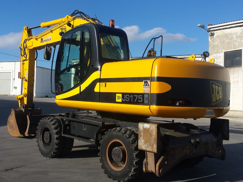 Колесный экскаватор JCB JS 175W аренда строительной техники в Санкт ...